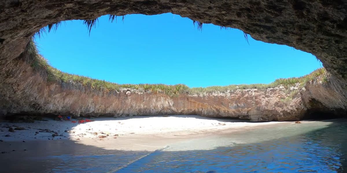 The 15 Best Mexican Islands To Visit In 2024 - The Nomad Hive